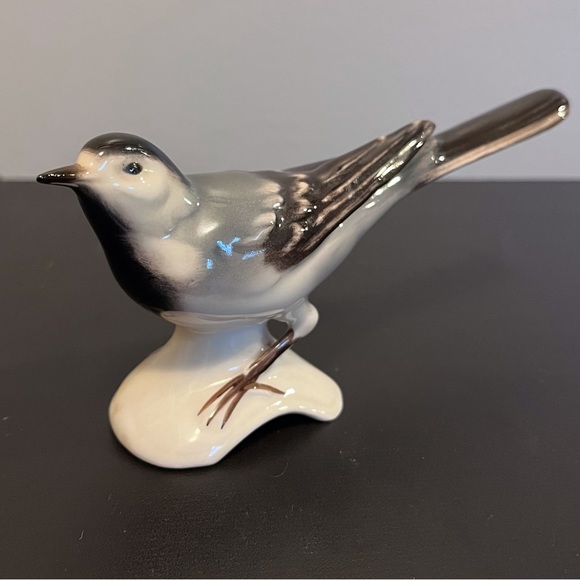 Goebel | Accents | Figurine Goebel Pied Wagtail Porcelain Bird | Poshmark